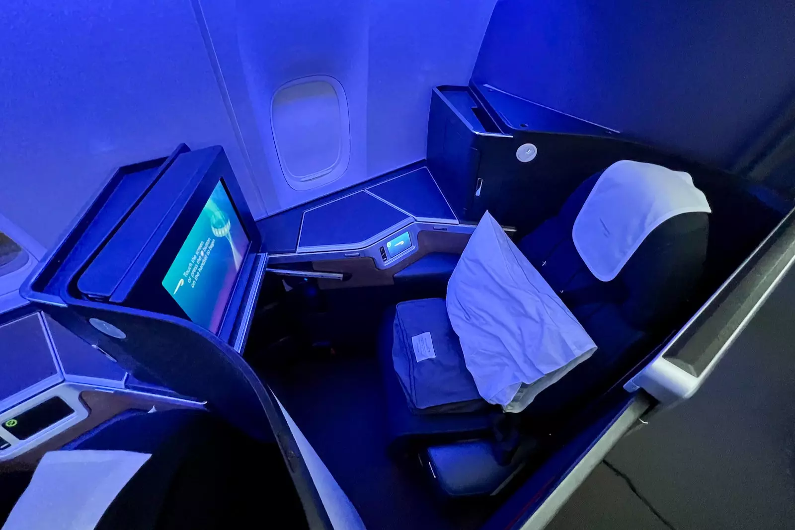 Hvordan Qatar Airways' nye 787-9 business class sammenlignes med Qsuite 1010_54