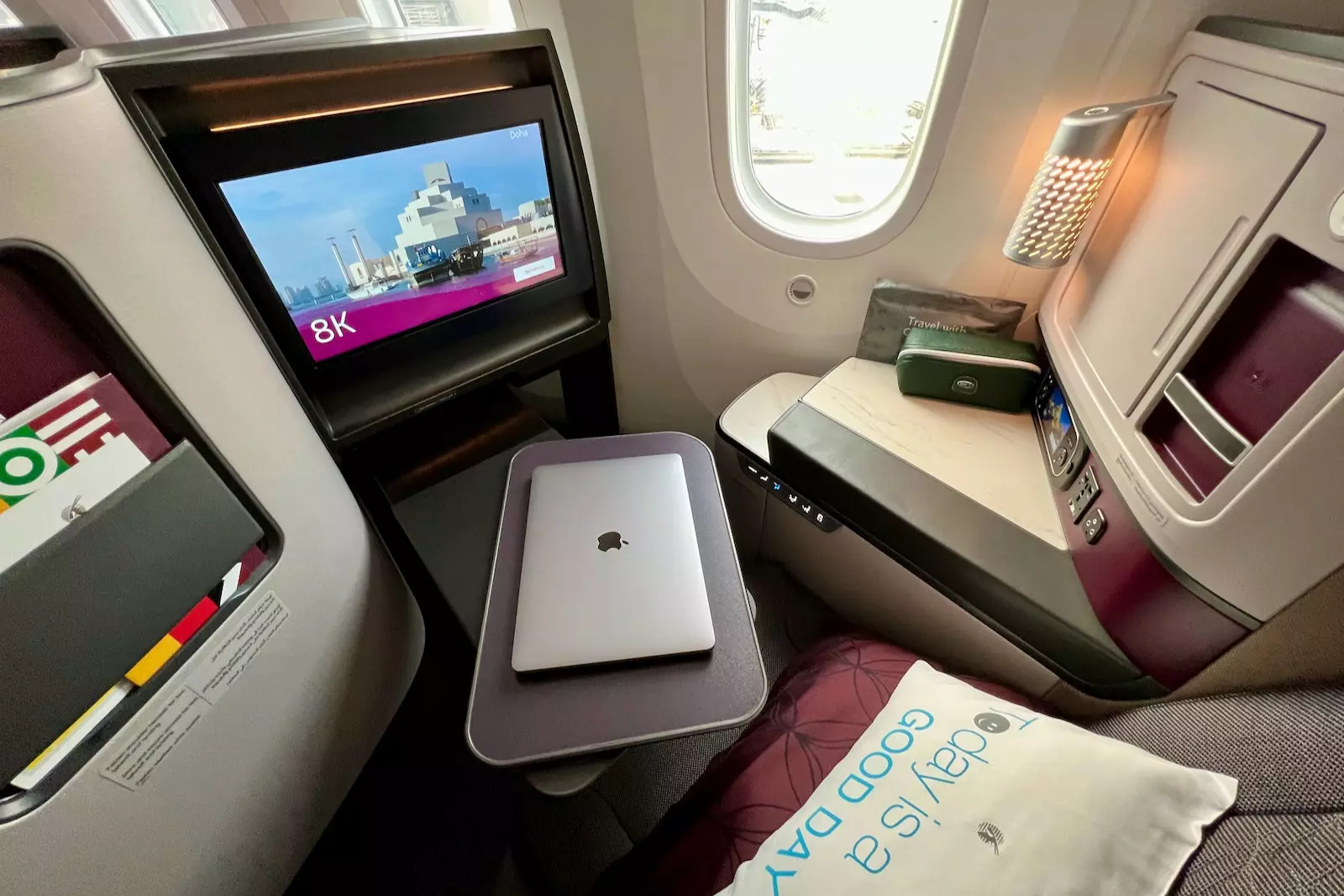 Ülevaade: Qatar Airwaysi uus äriklass lennukil Boeing 787-9 Dreamliner 1011_79