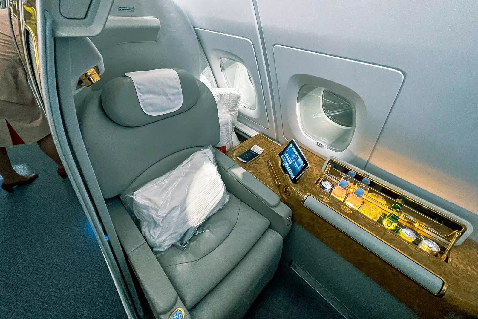 Een verhaal over twee hutten: een overzicht van Emirates First Class en Economy van New York tot Mauritius 1012_1