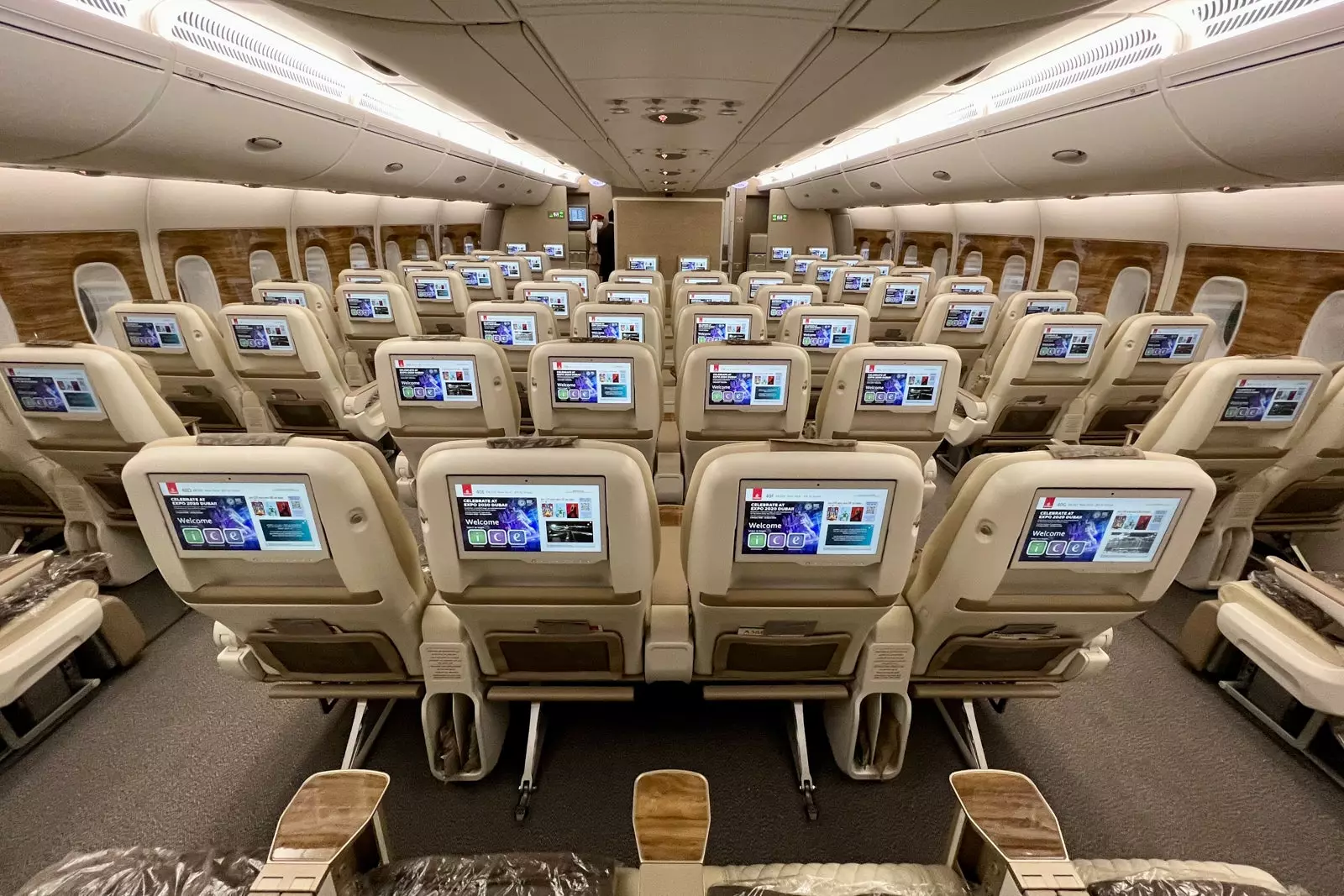 Pārskats: Emirates jaunā augstākās klases ekonomiskās klases kabīne Airbus A380 1014_28