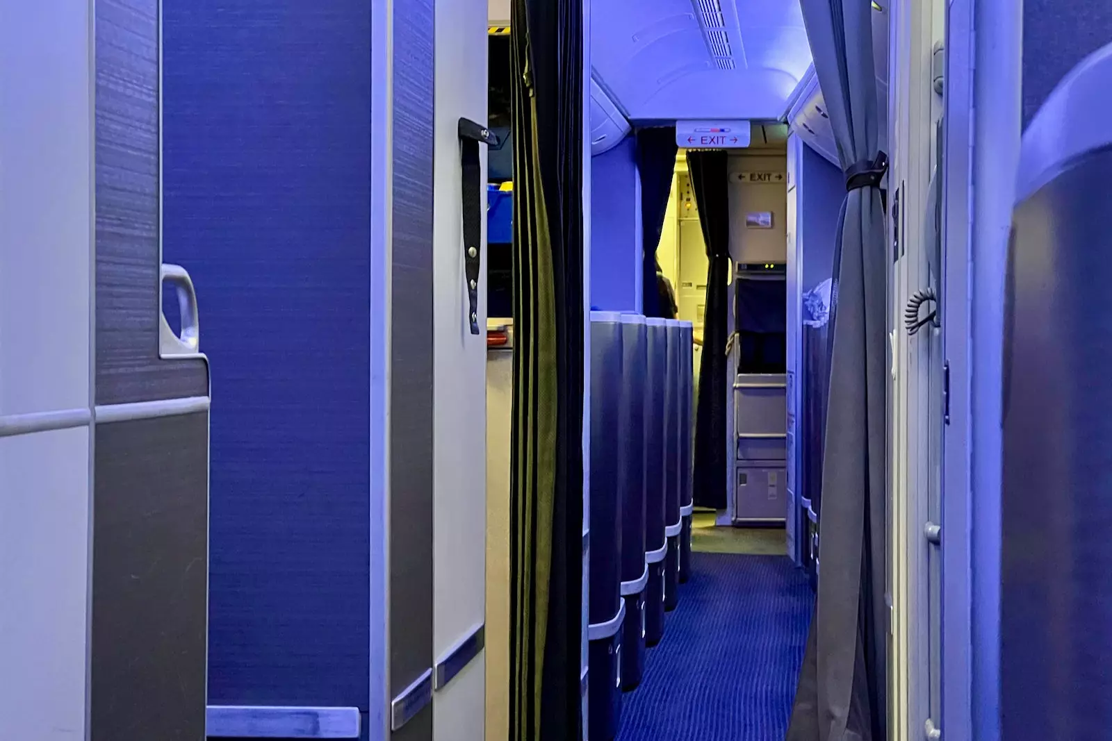 Anmeldelse: Amerikaners beste Boeing 777-200 business class fra JFK til Israel 1017_73