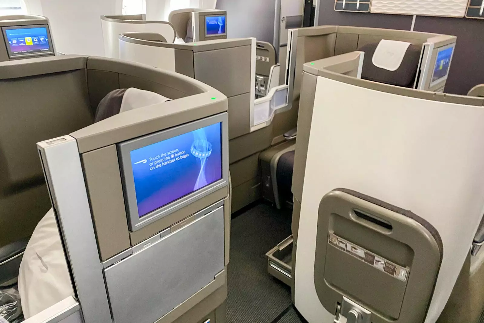 Dib u eegis: Heerka ganacsiga British Airways Club World ee 787-9 ee ka socda Boston ilaa London Heathrow 1020_12