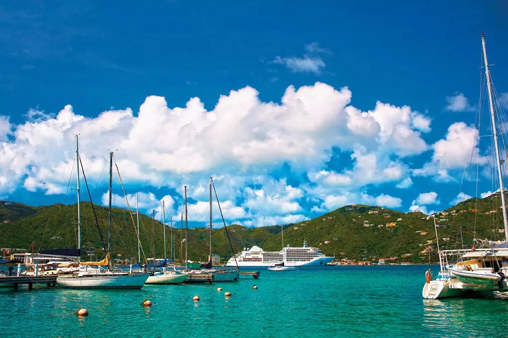 Tortola'daki Silversea Silver Spirit (Fotoğraf Silversea'nin izniyle)