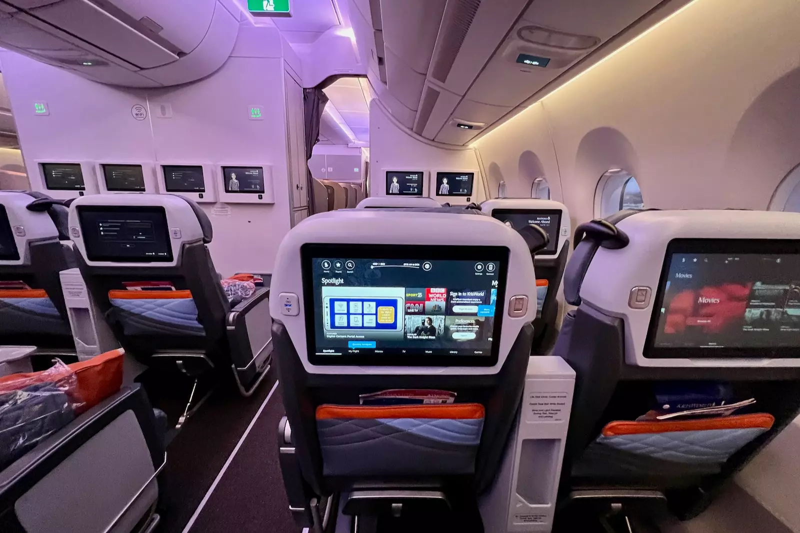 Vergleich von Business und Premium Economy von Singapore Airlines auf derselben 448-Meilen-Strecke 119_29