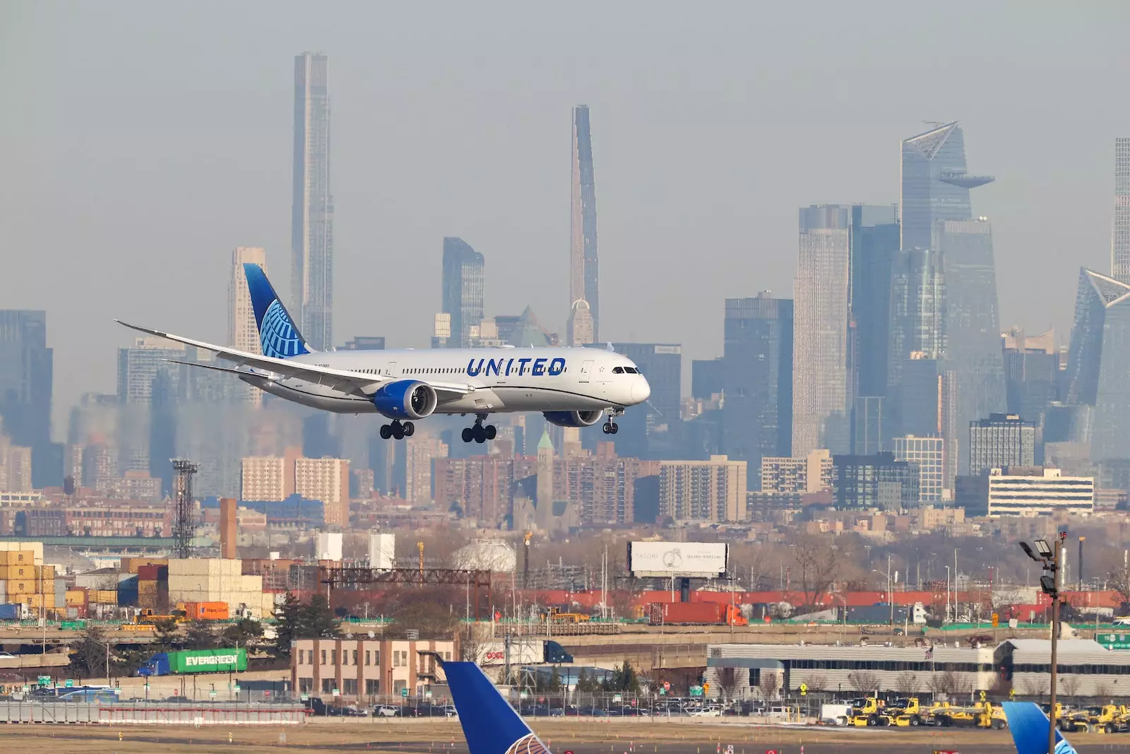 Ua toe tu'uina atu e le kamupani va'alele a le United Airlines PQPs ponesi i ana tagata maualuluga