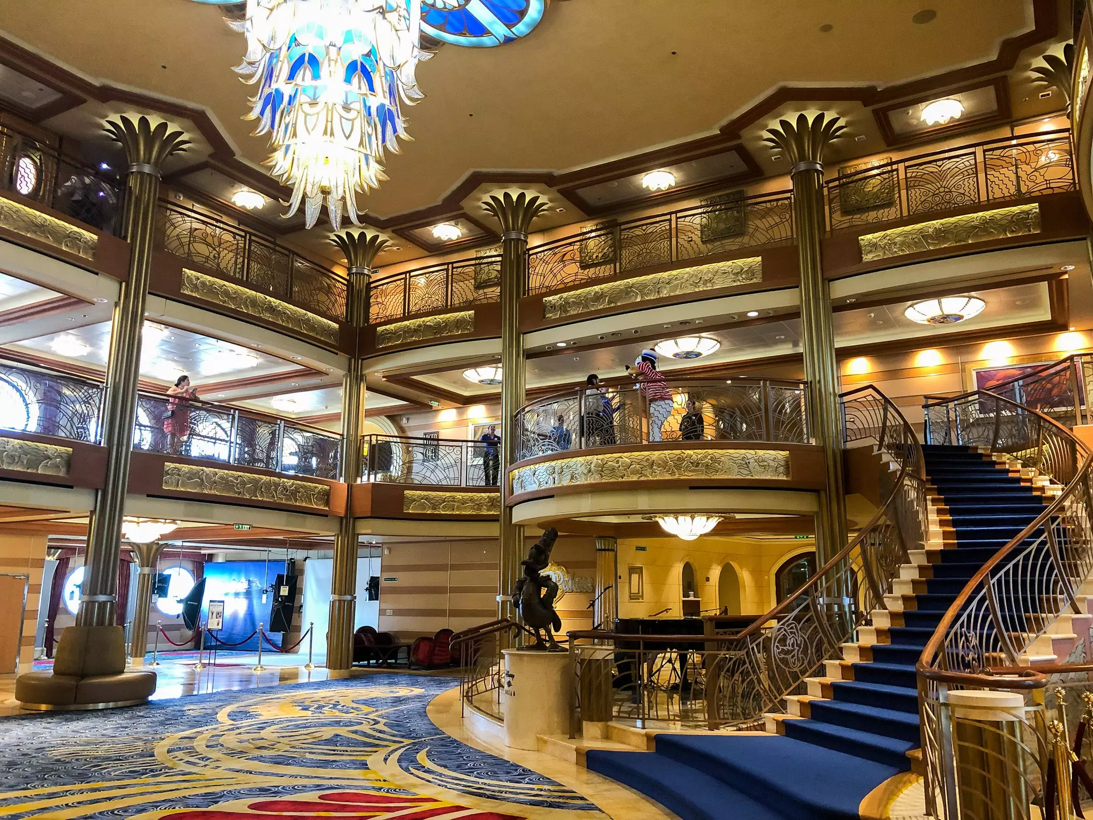 Dreaming on the Seas: обзор мечты круизной компании Disney Cruise Line 1256_2