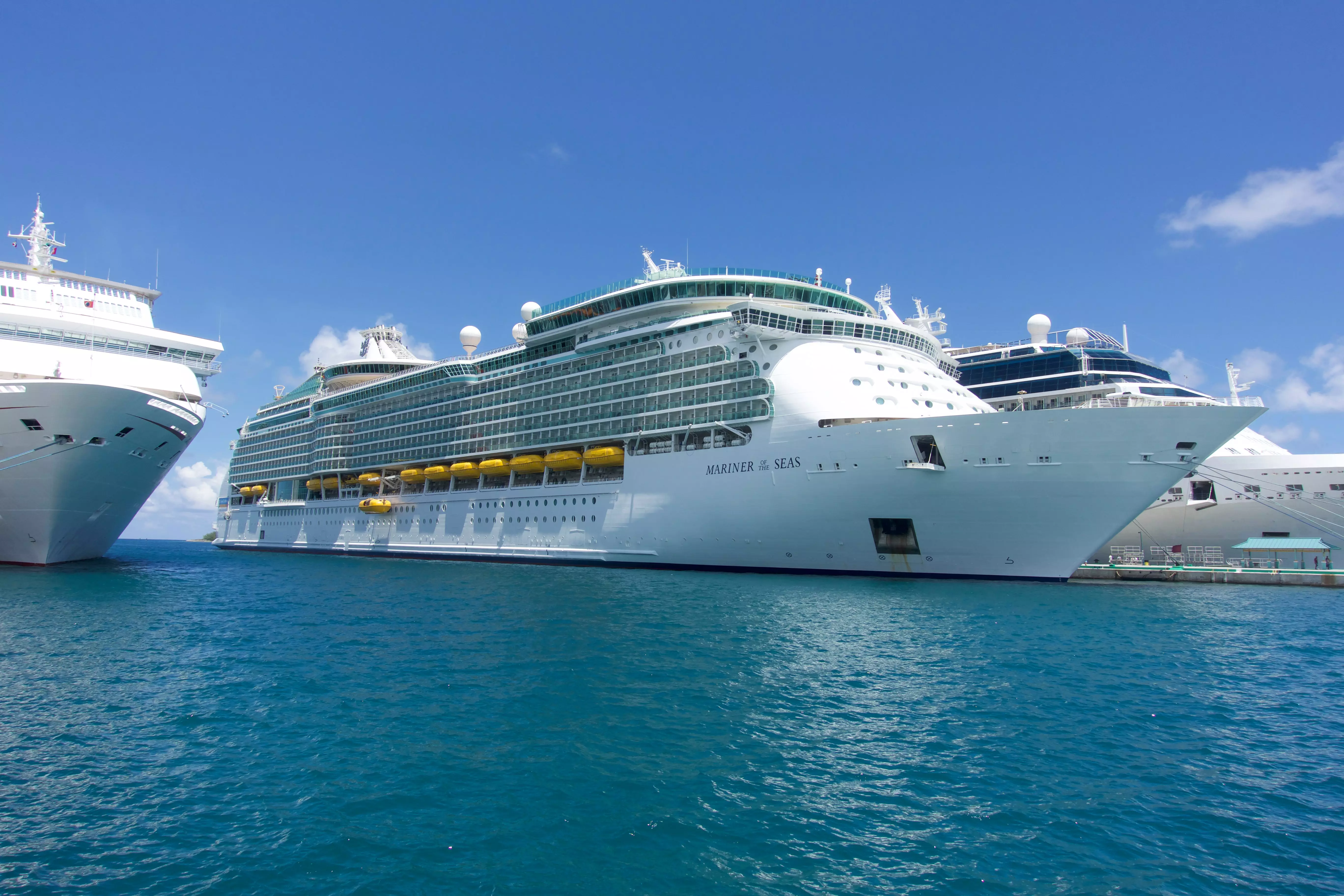 Resinsje: Royal Caribbean's Mariner of the Seas nei de Bahama's