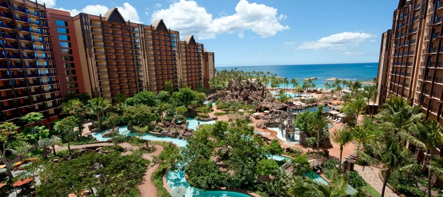 Vista á piscina de Disney Aulani