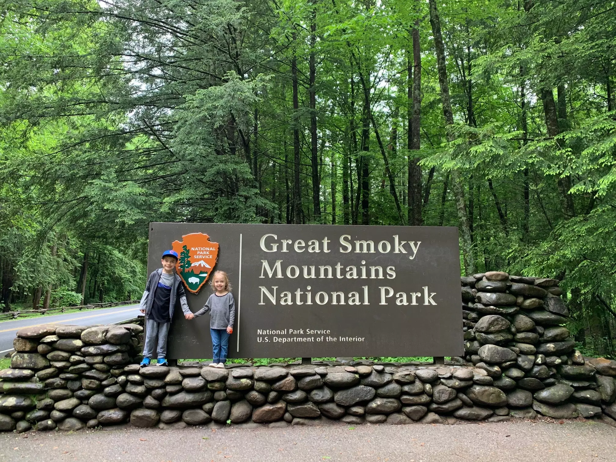 Entrada al parc nacional de les Great Smoky Mountains Timothy i Scarlett