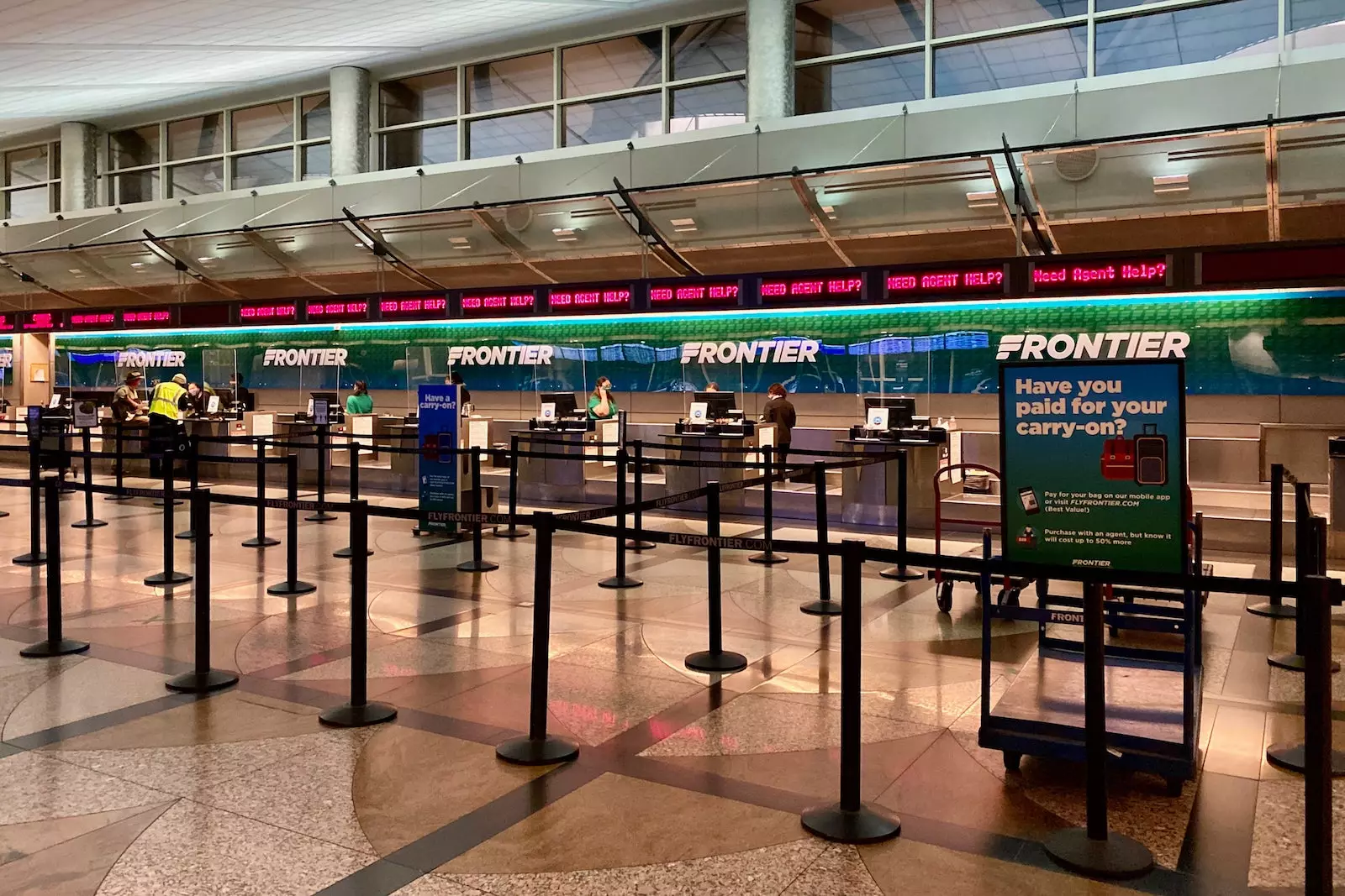 Changements de bagages enregistrés : Frontier réduit l'allocation, Delta teste les bagages gratuits