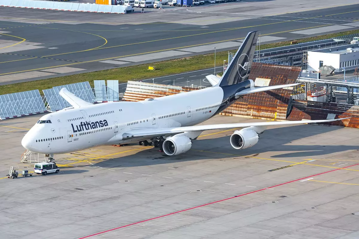 Lufthansa 747-8