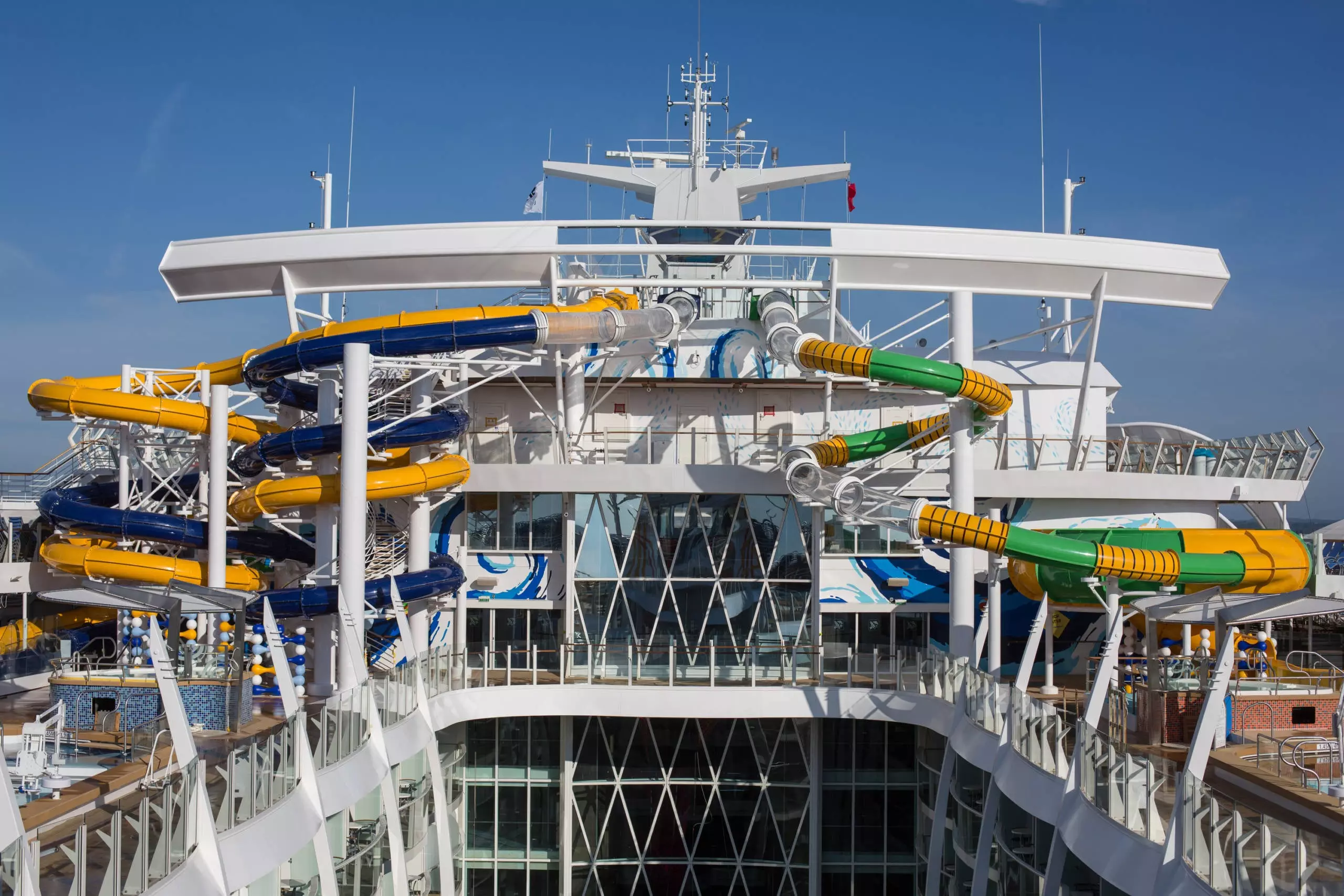 Der Perfect Storm-Wasserrutschenkomplex ist ein Highlight auf dem Oberdeck der Harmony of the Seas von Royal Caribbean. (Foto mit freundlicher Genehmigung von Royal Caribbean).