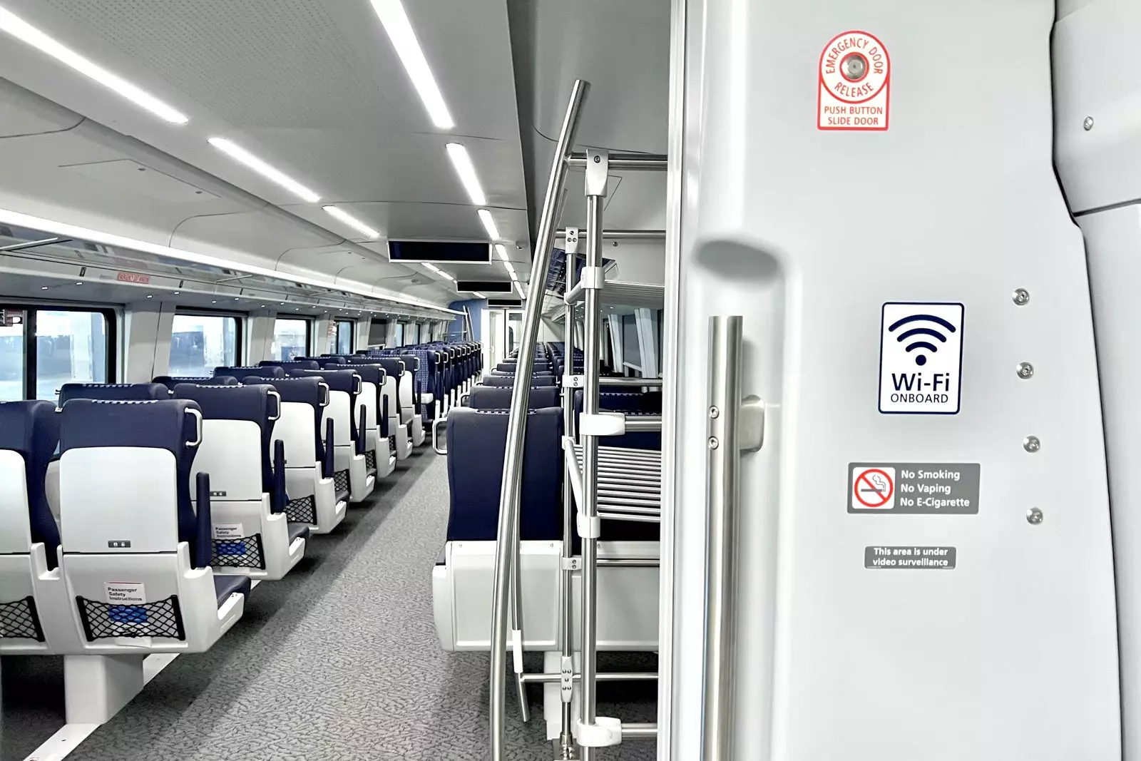 Wi-Fi më i shpejtë me ulëse më të holla: Ja një vështrim i parë në trenat më të rinj të Amtrak