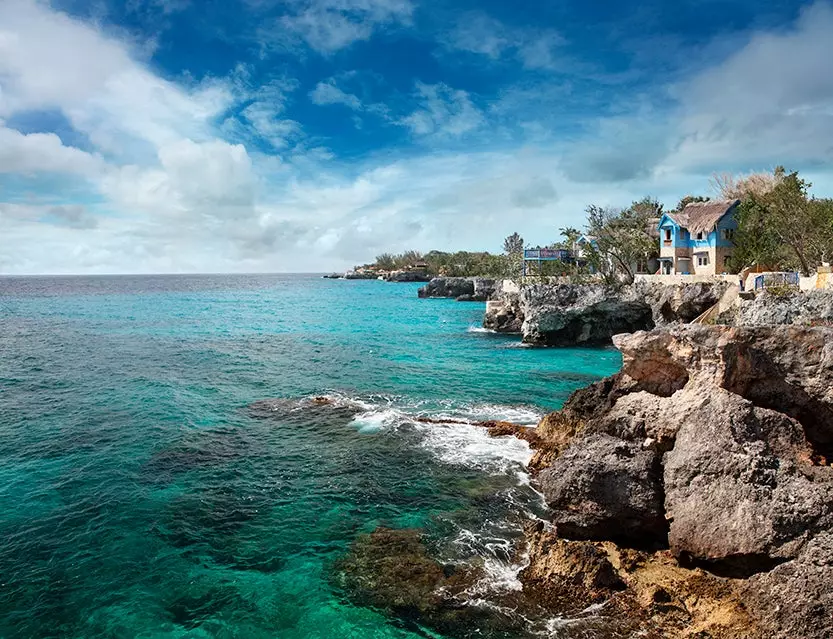 Por qué sus vacaciones de verano en la playa de Jamaica pueden parecerse a la solicitud de ingreso a la universidad