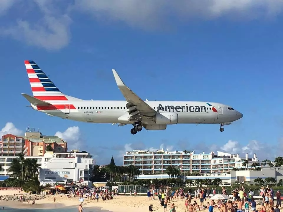 tiempo de avistamiento de aviones; St. Martin ya está abierto de nuevo