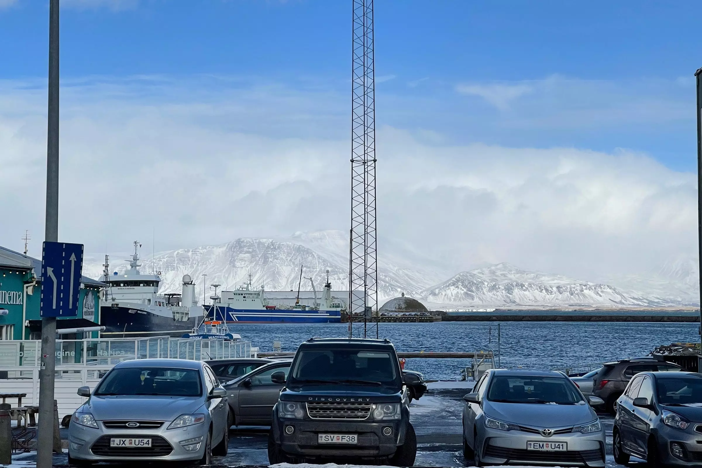 Reykjavik'ten dağ manzarası