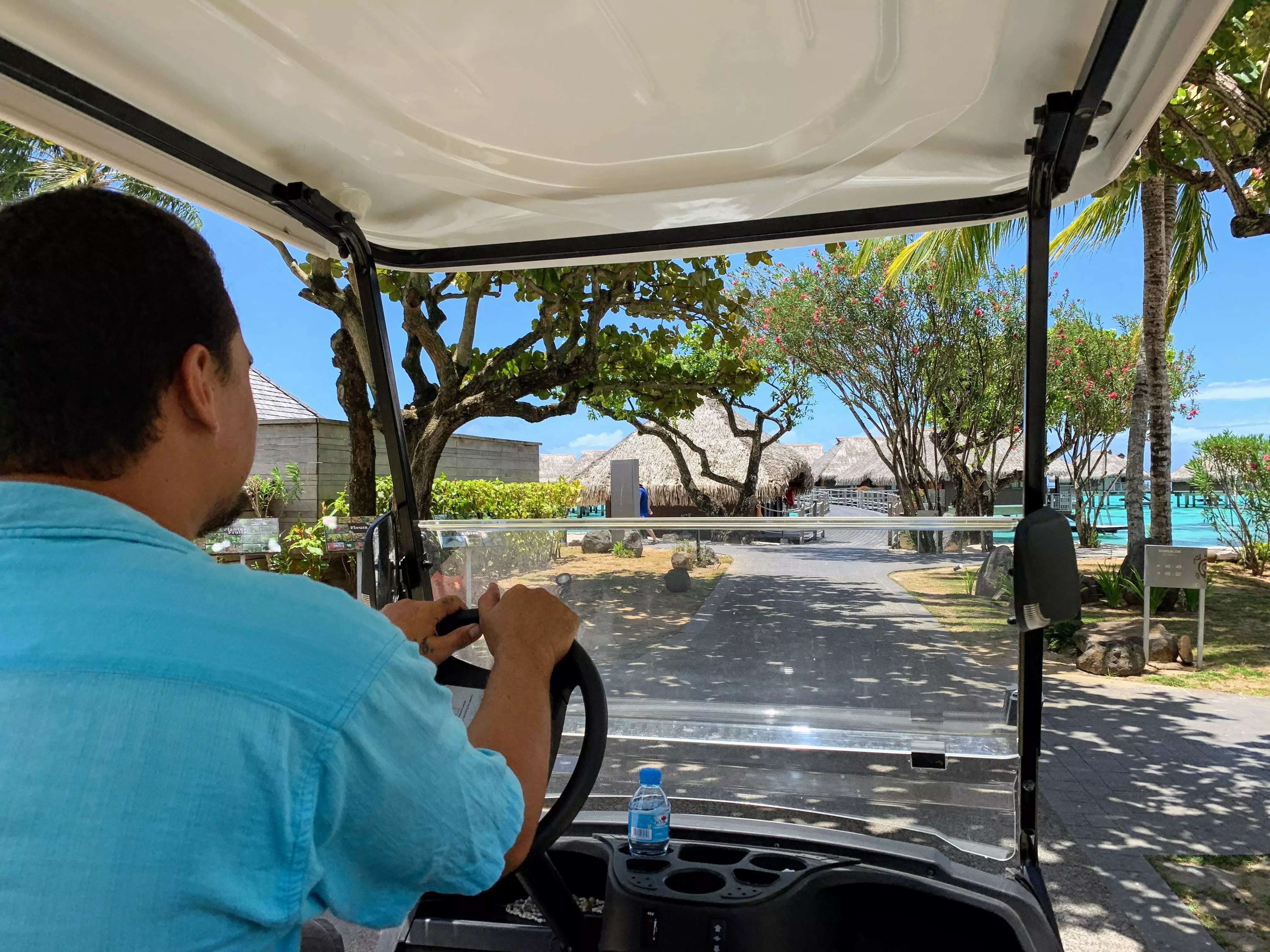 Hilton Moorea Lagoon Resort and Spa - transfer kolima za golf