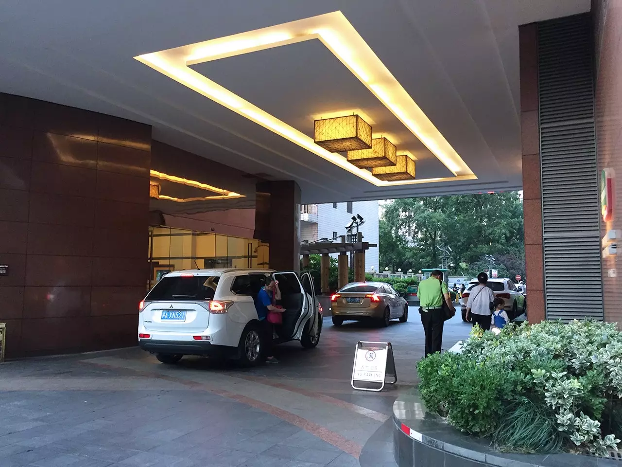 Klassi Għolja, Low Cost: Courtyard Marriott Shanghai Xujiahui 18692_2