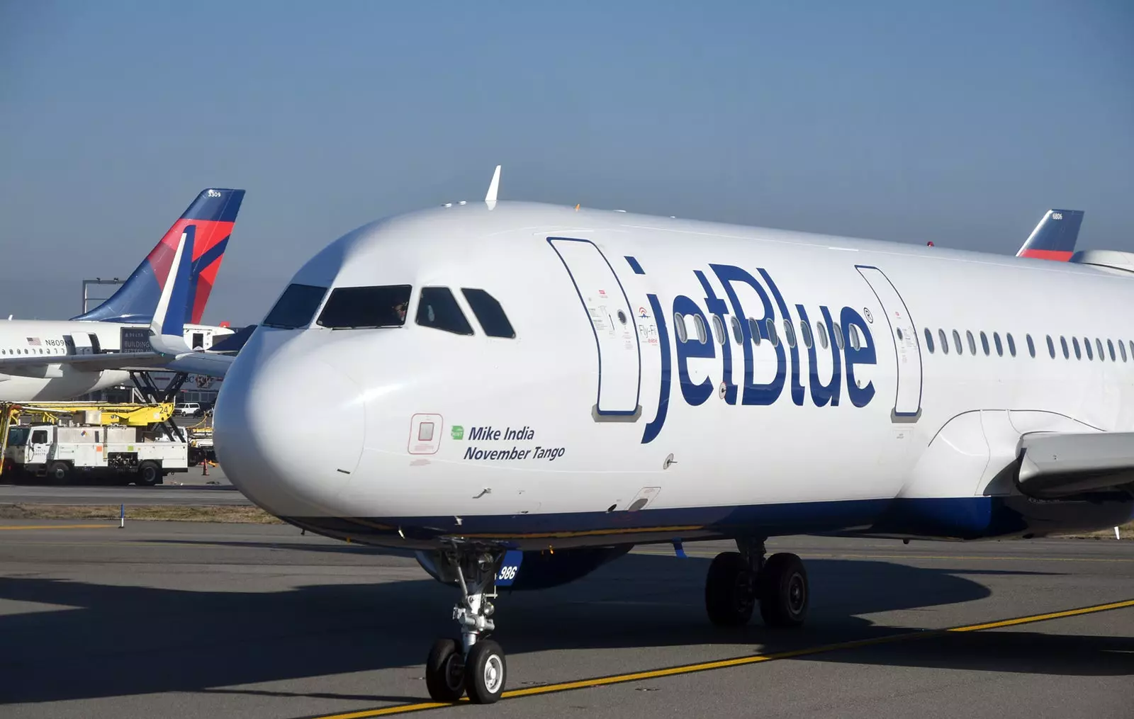 Strašidelný výpredaj JetBlue s cenami 31 dolárov za jednosmernú cestu