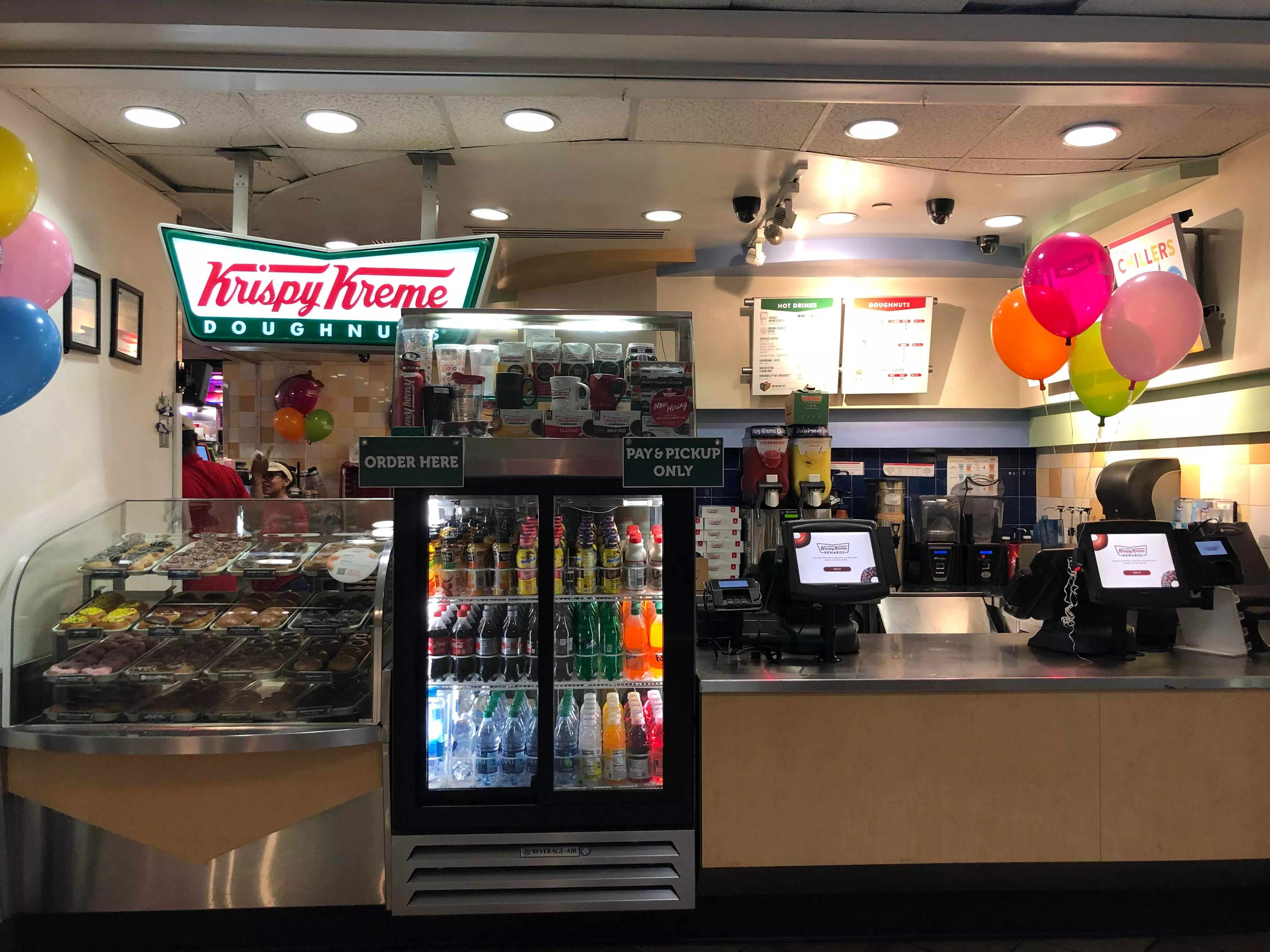 Vi dro til Krispy Kremes eneste beliggenhet i NYC (for nå) 2033_5