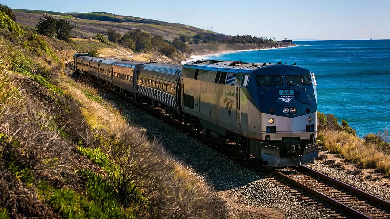 Giảm giá chớp nhoáng: Amtrak khắp nước Mỹ Tiết kiệm 40%