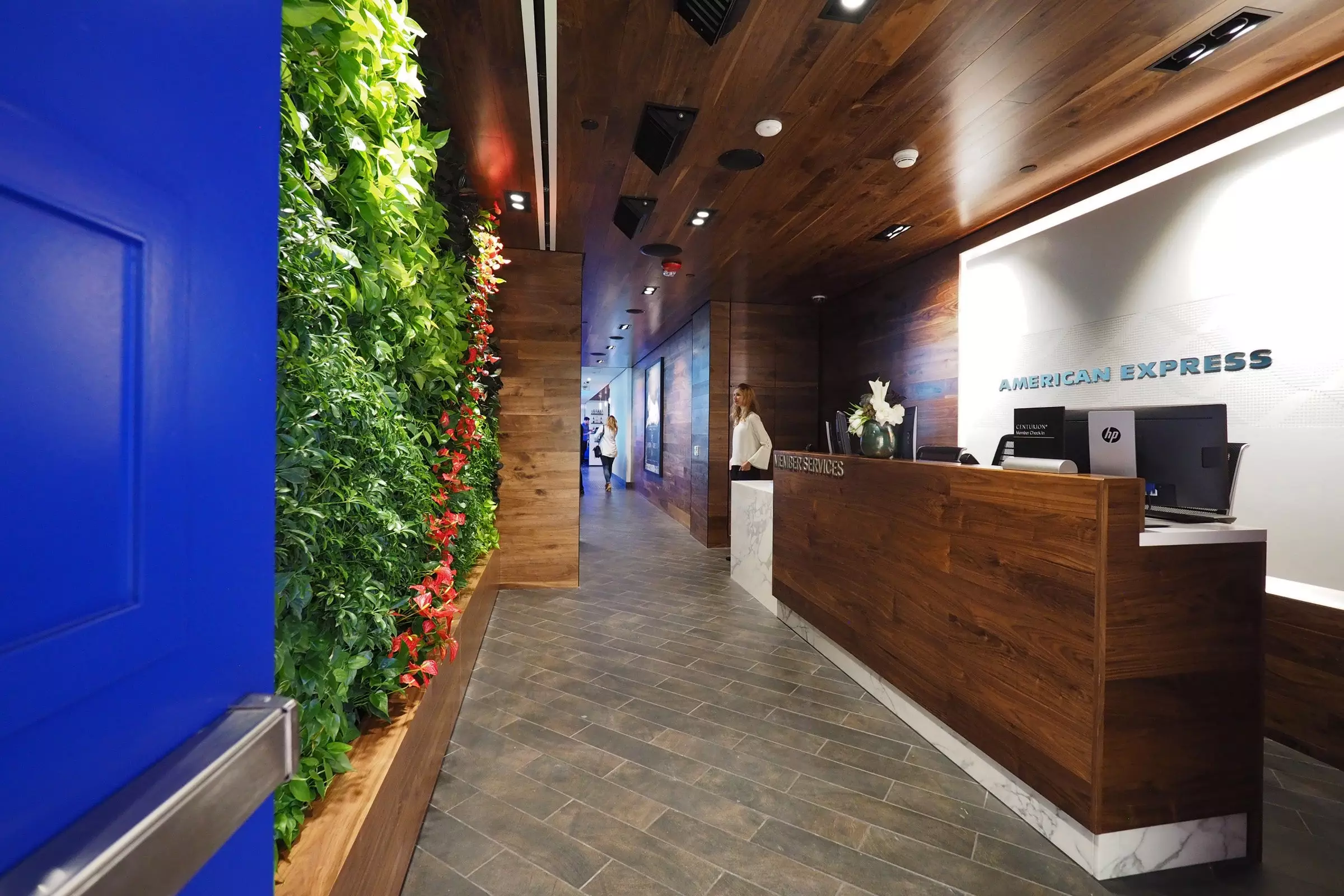 Amex mécht endlech eng Centurion Lounge op LAX op