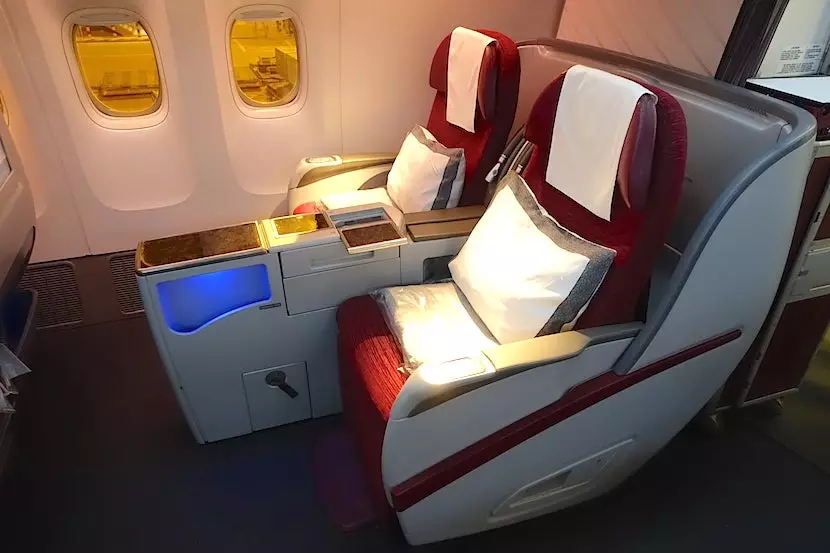 Wann und wo Qatar Qsuite 2019 in die USA fliegt 25010_2