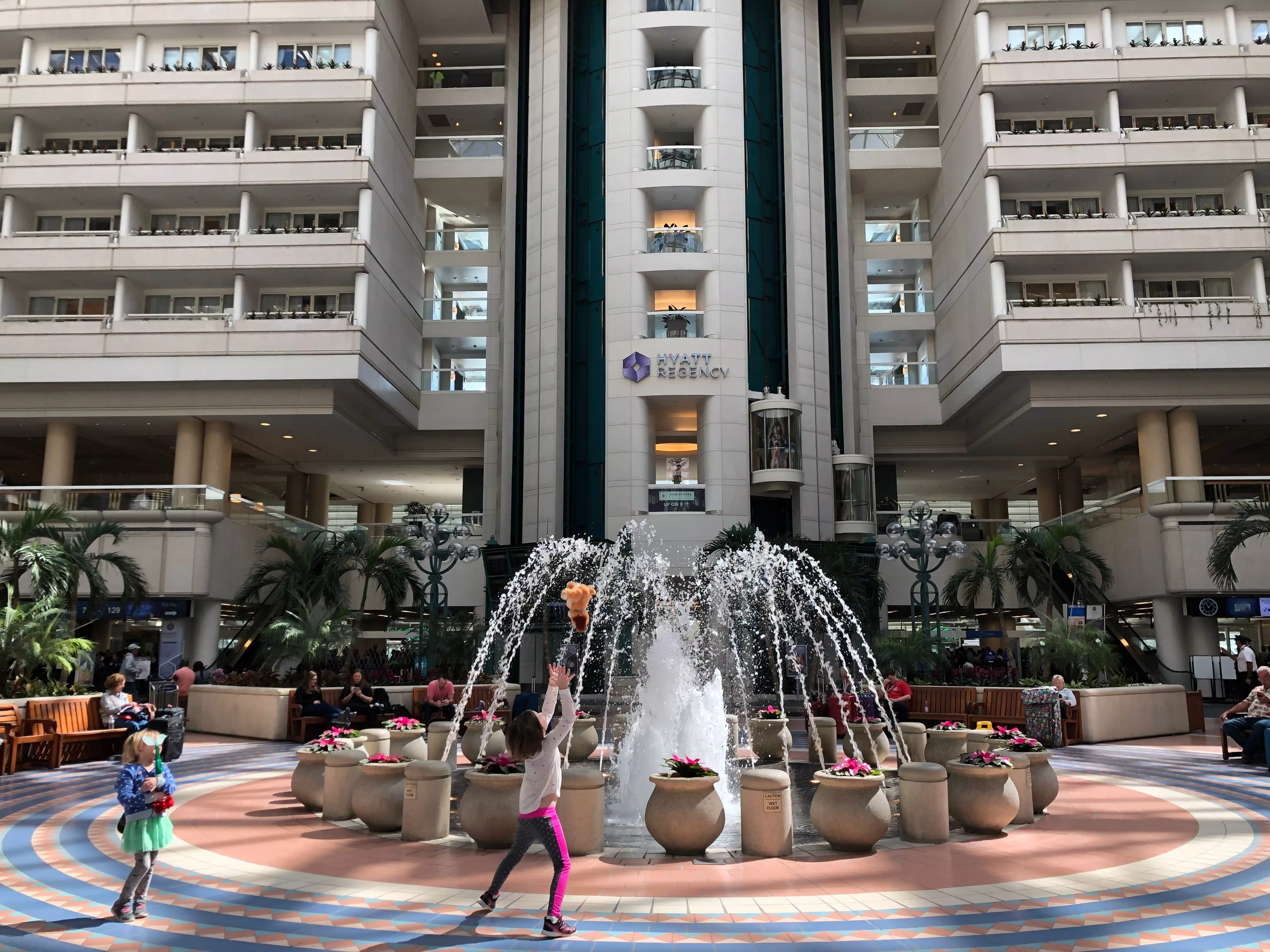 Pintu masuk MCO Hyatt Regency (Summer Hull / The Points Guy)