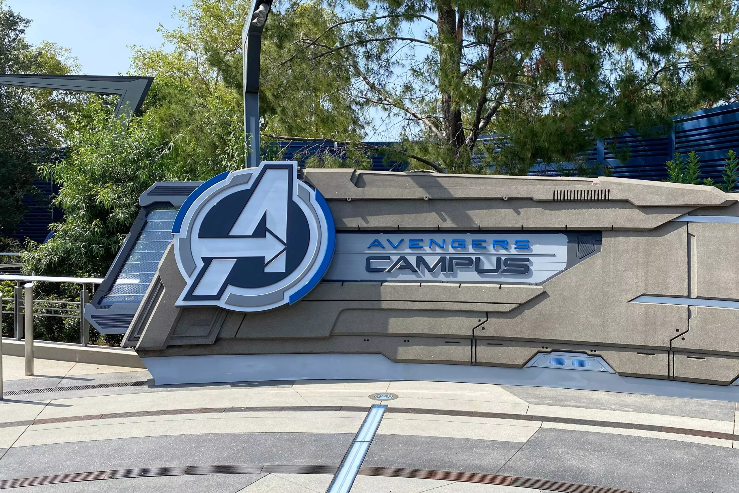 Fuair TPG sracfhéachaint ar Champas Avengers ag Disneyland - agus bhí sé iontach