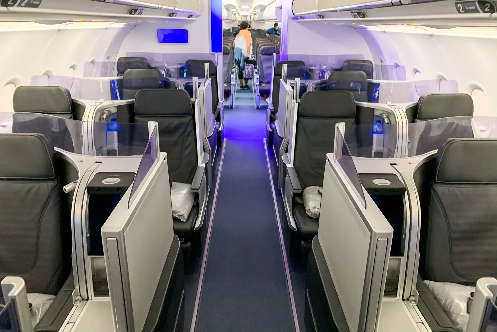 JetBlue ਛੁੱਟੀਆਂ ਦੌਰਾਨ ਖਾਲੀ ਮੱਧ ਸੀਟਾਂ ਦੀ ਗਾਰੰਟੀ ਨਹੀਂ ਦੇਵੇਗਾ 2773_2