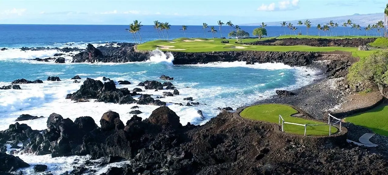 Mufananidzo nerubatsiro rweDestination Residencies Mauna Lani Point