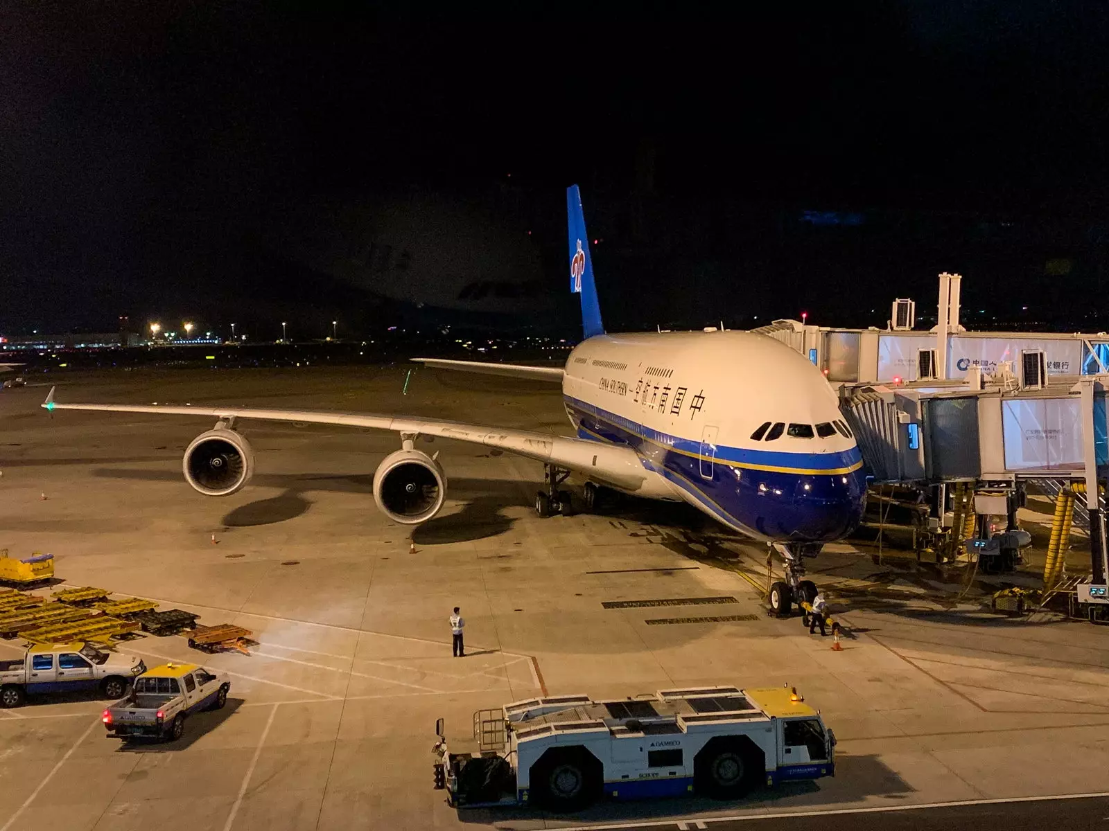 Ulasan: China Southern A380 Kelas Pertama, Guangzhou ke LAX 27785_26