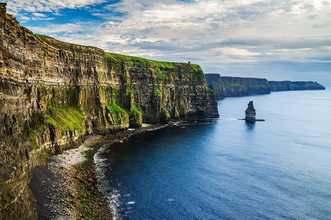 Heeganka Deal: New York ilaa Ireland $243+ Safar-wareeg ah