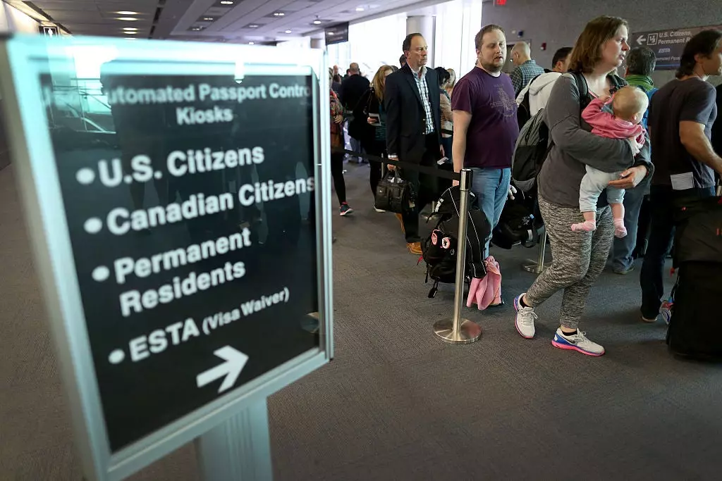 Podrías esperar 8 horas en el aeropuerto en tu próximo viaje; este es el por qué