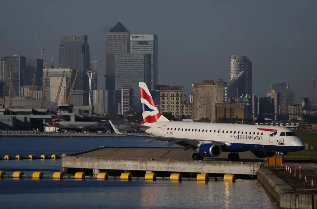 EEUU podría establecer un corredor de viajes con Londres a finales de año