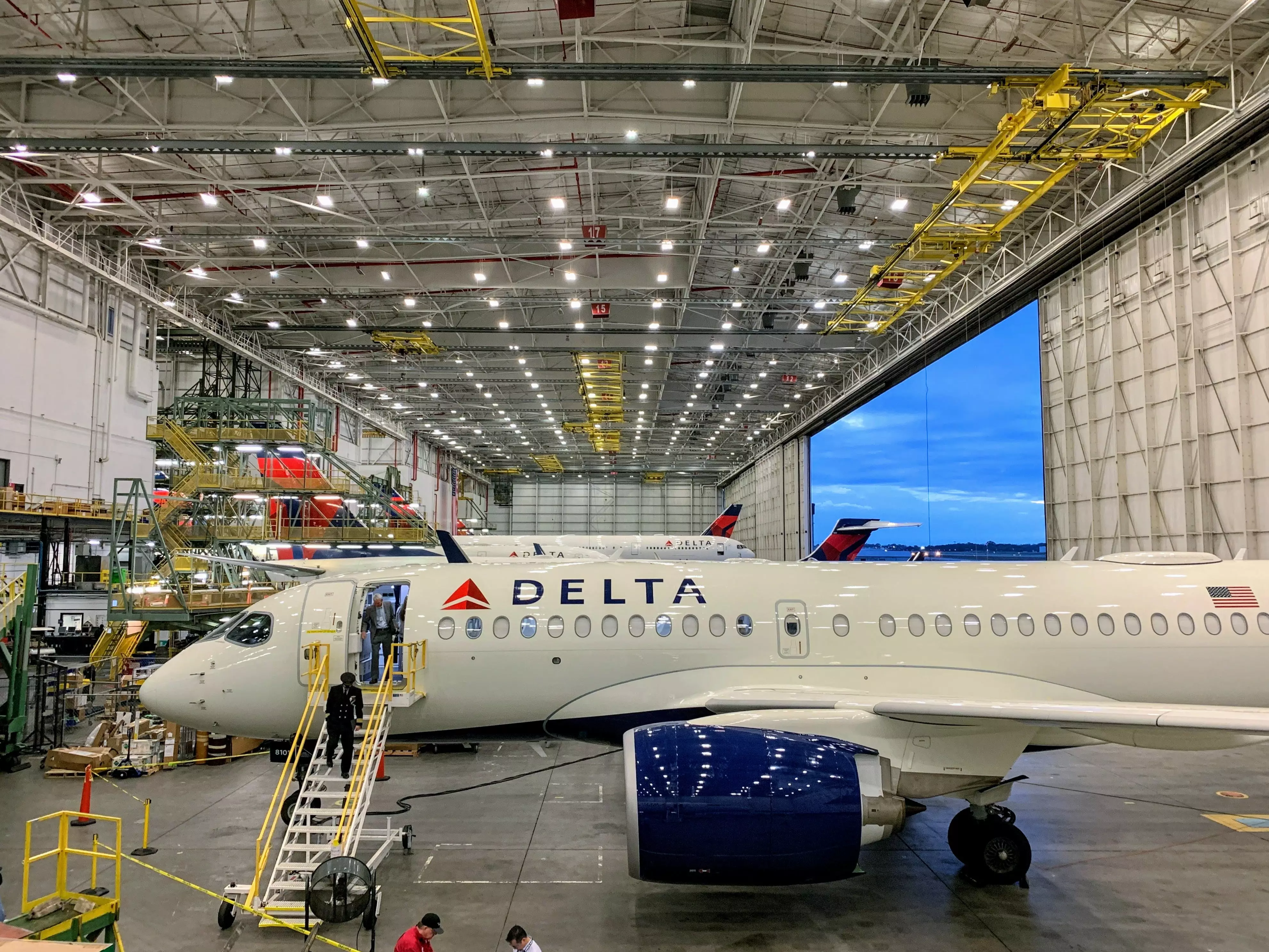 Đánh giá về Comfort + trên Airbus A220 của Delta, từ New York đến Dallas 29037_1