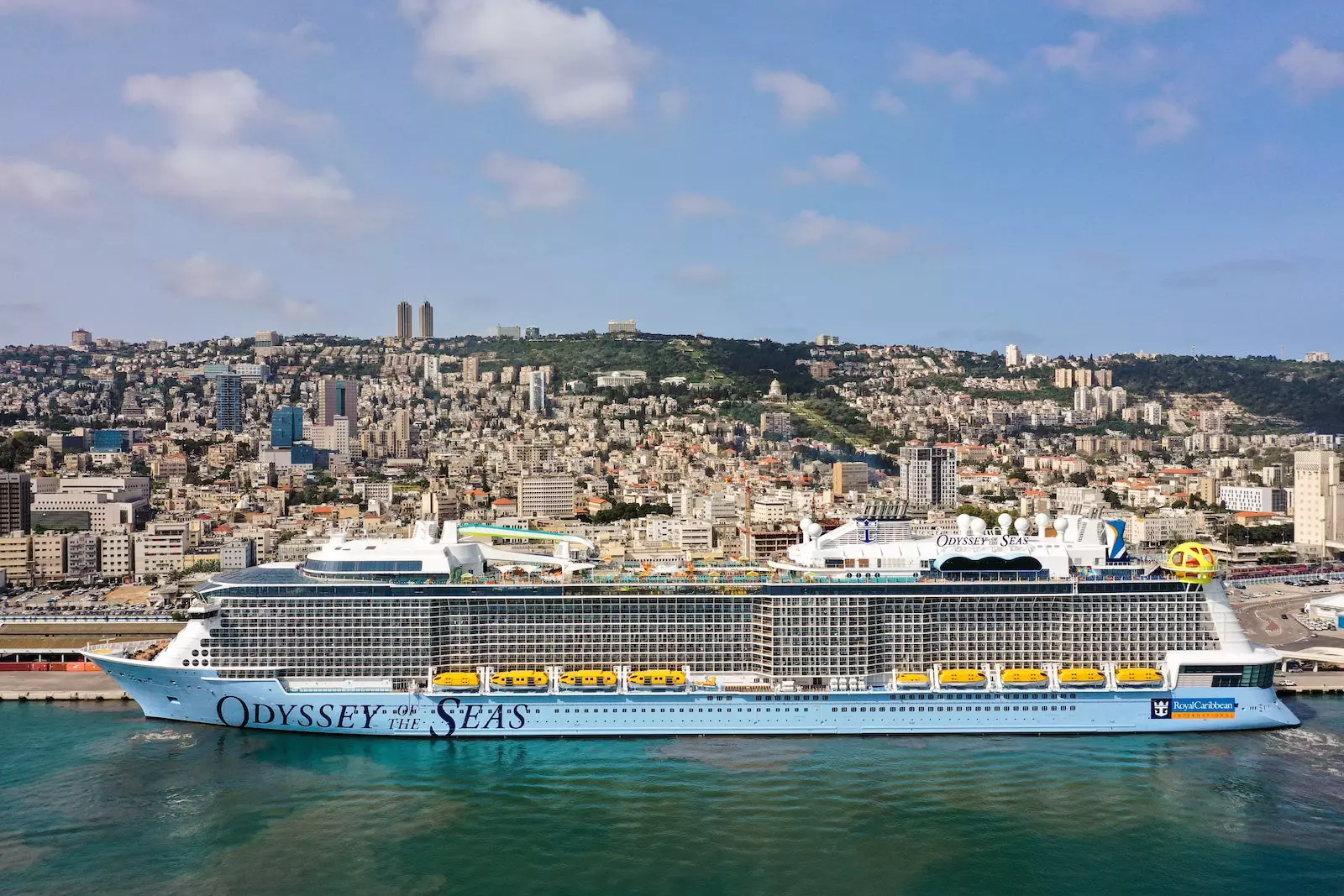 Royal Caribbean fagile akoko ọkọ oju-omi kekere Israeli, fifi aaye pataki si idaduro