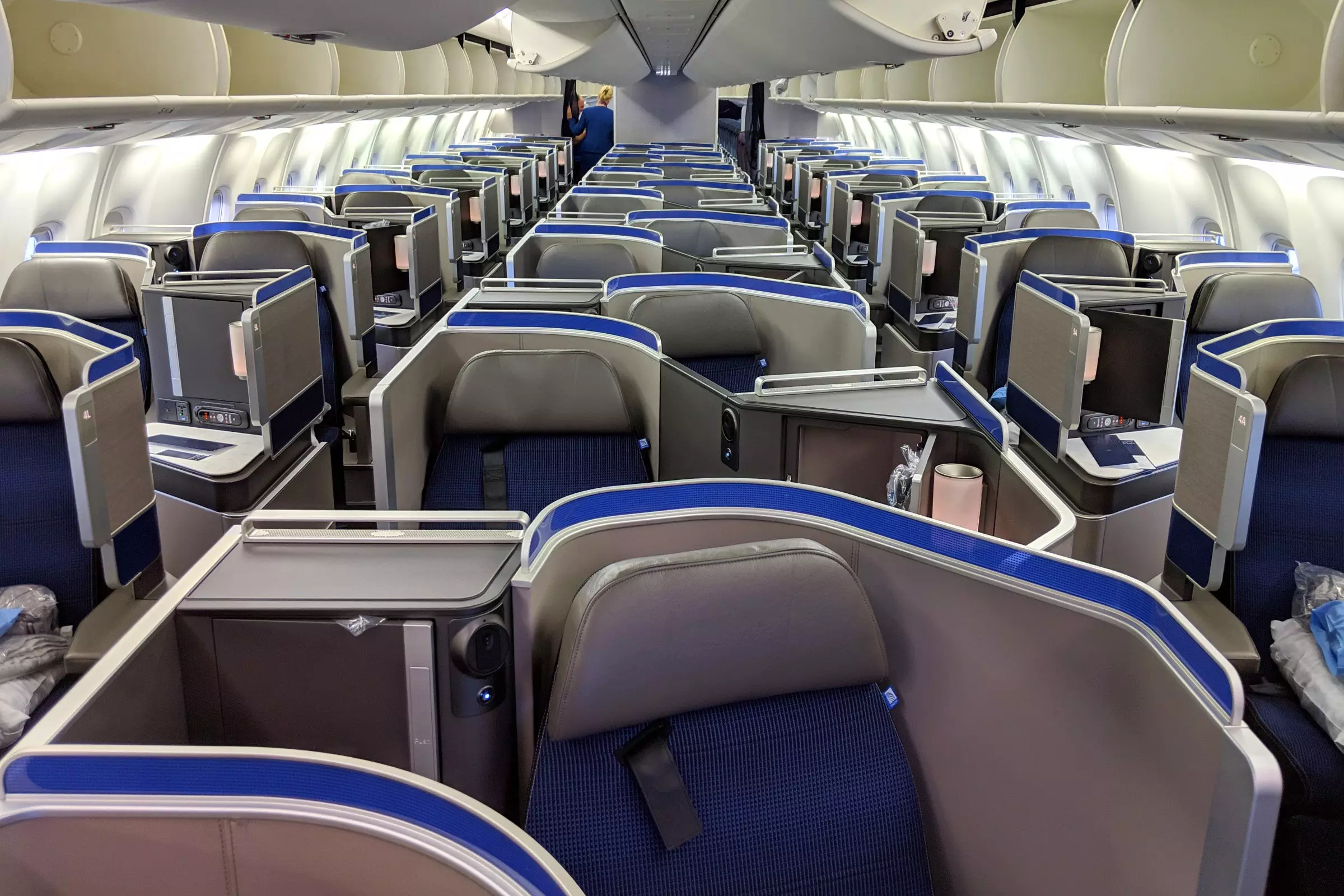 La cabina Polaris en un United high-J 767. Foto de Zach Honig / The Points Guy.