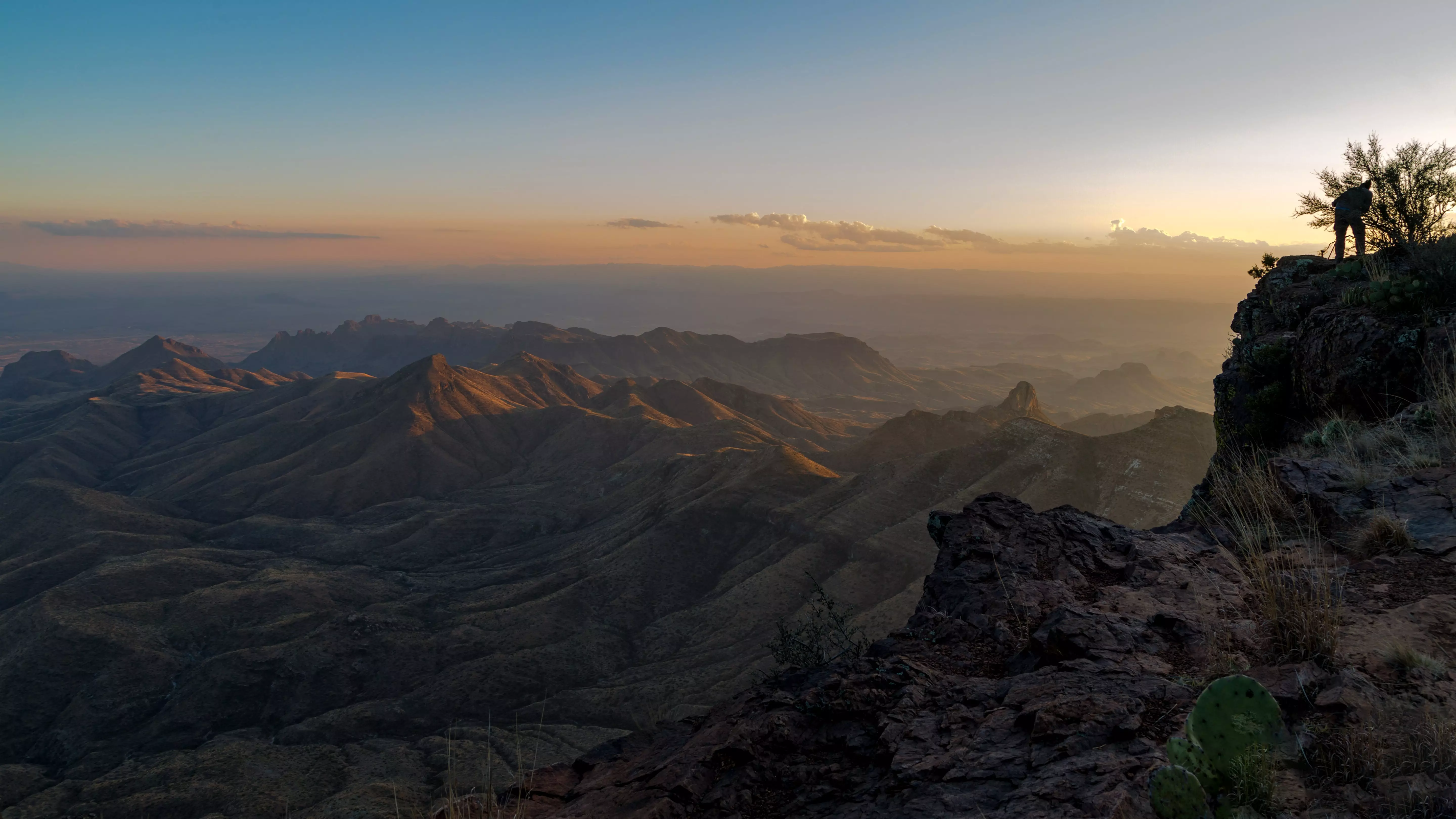 South Rim Trail Биг Бенд ұлттық саябағына қарау (Wyatt Smith / TPG фотосы)