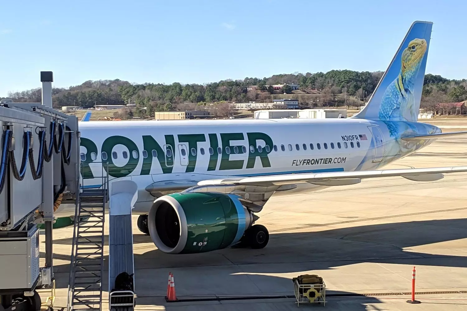 Léirmheas ar eitilt: Conas a bheith ag eitilt Frontier, Miami go Newark 3314_1