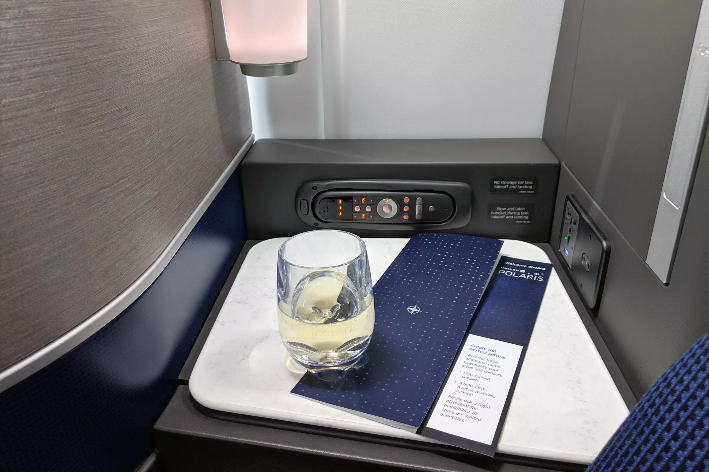 16 Rows of Biz: Reviewing Polaris ing United's 'High-J' 767 34120_64