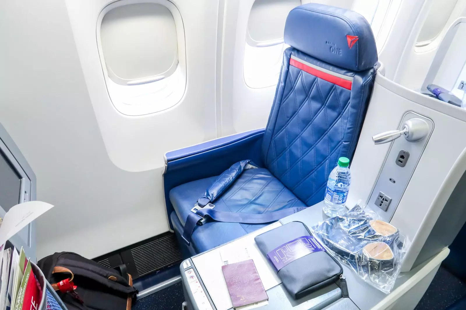 Delta business class fra LAX til JFK (Foto av Daniel Ross/The Points Guy)