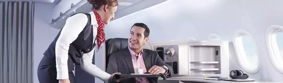 Schimbările de la American Airlines reflectă concentrarea lor pe catering pentru călătorii de afaceri și de primă clasă.