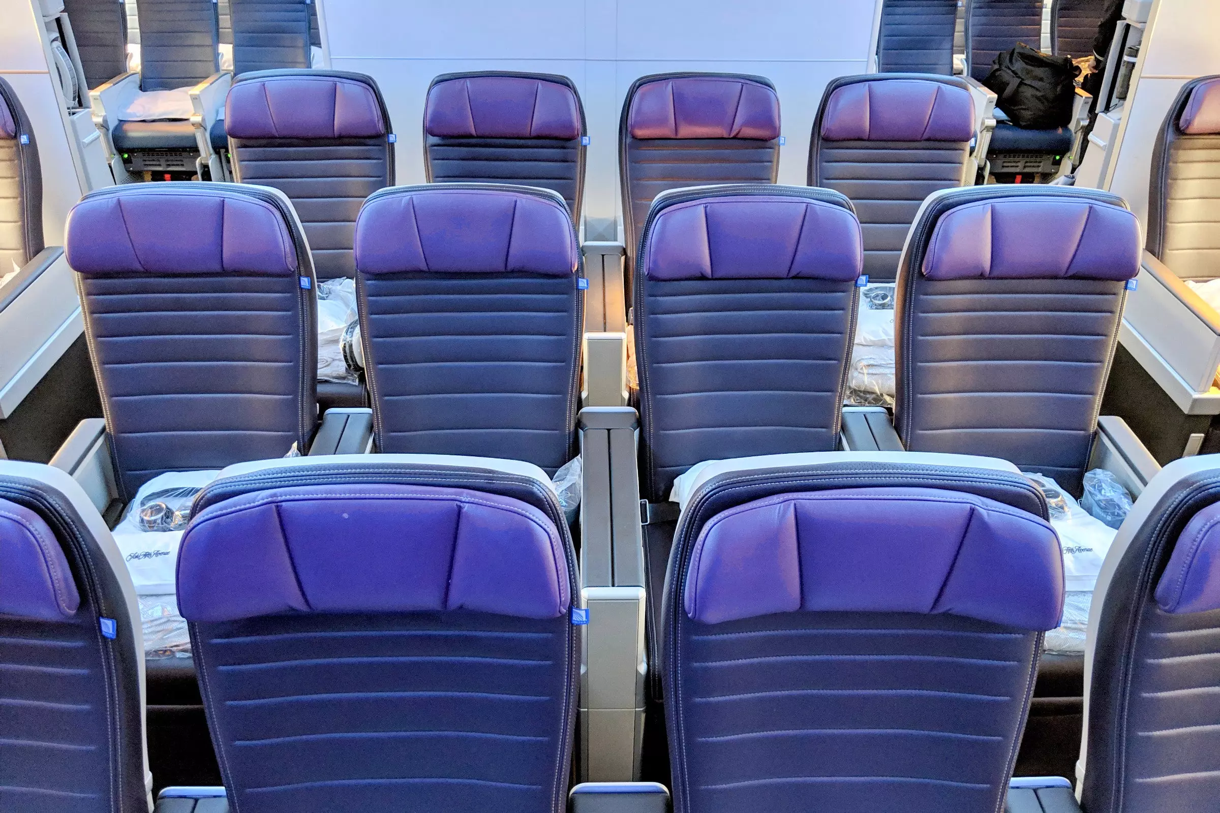 Die Premium Plus-Kabine von United an Bord einer 777-300ER