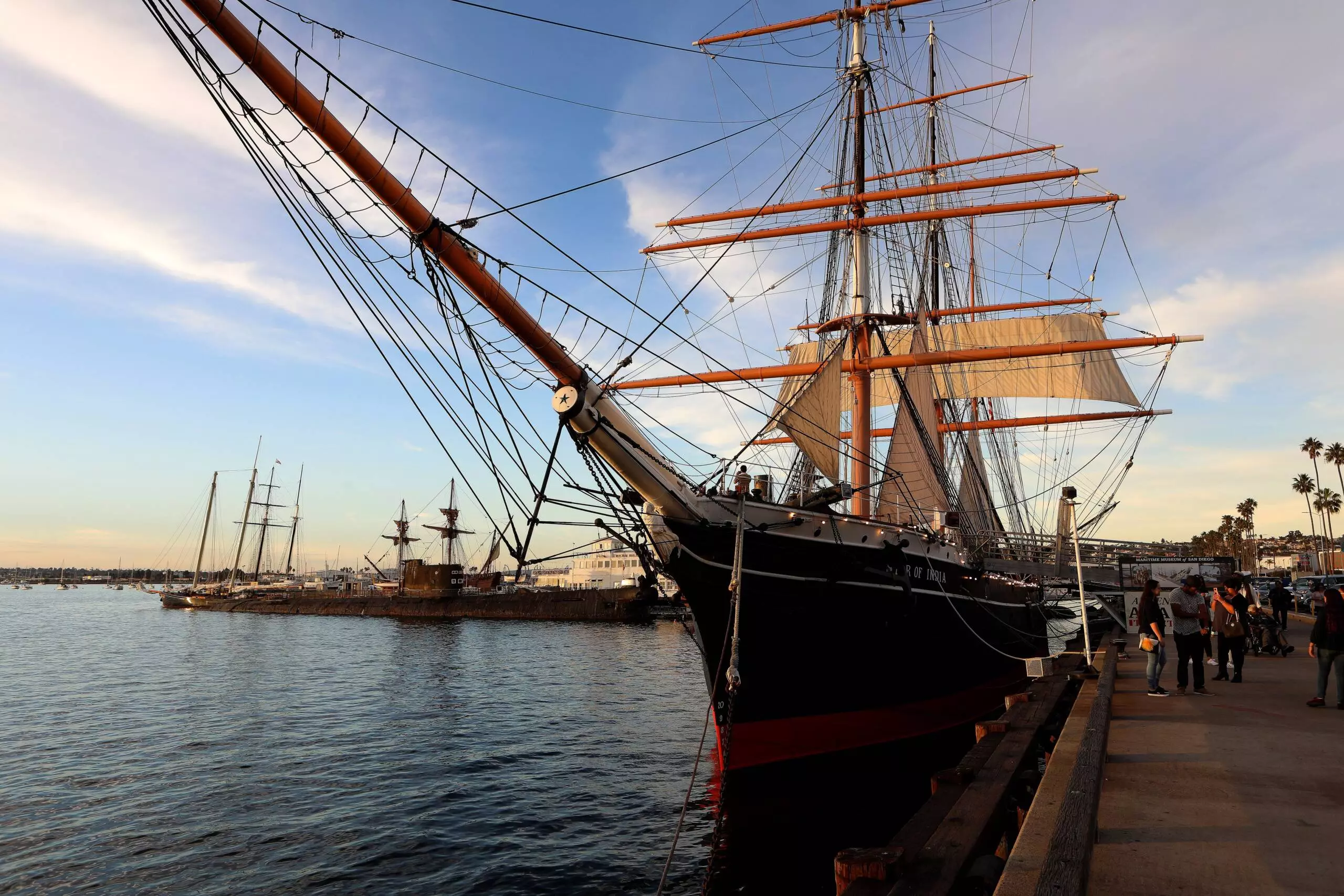 Star Of India, un buque windjammer de ferro con aparello completo está atracado no porto de San Diego, California, o 14 de xaneiro de 2018. (Foto de Raymond Boyd/Getty Images)