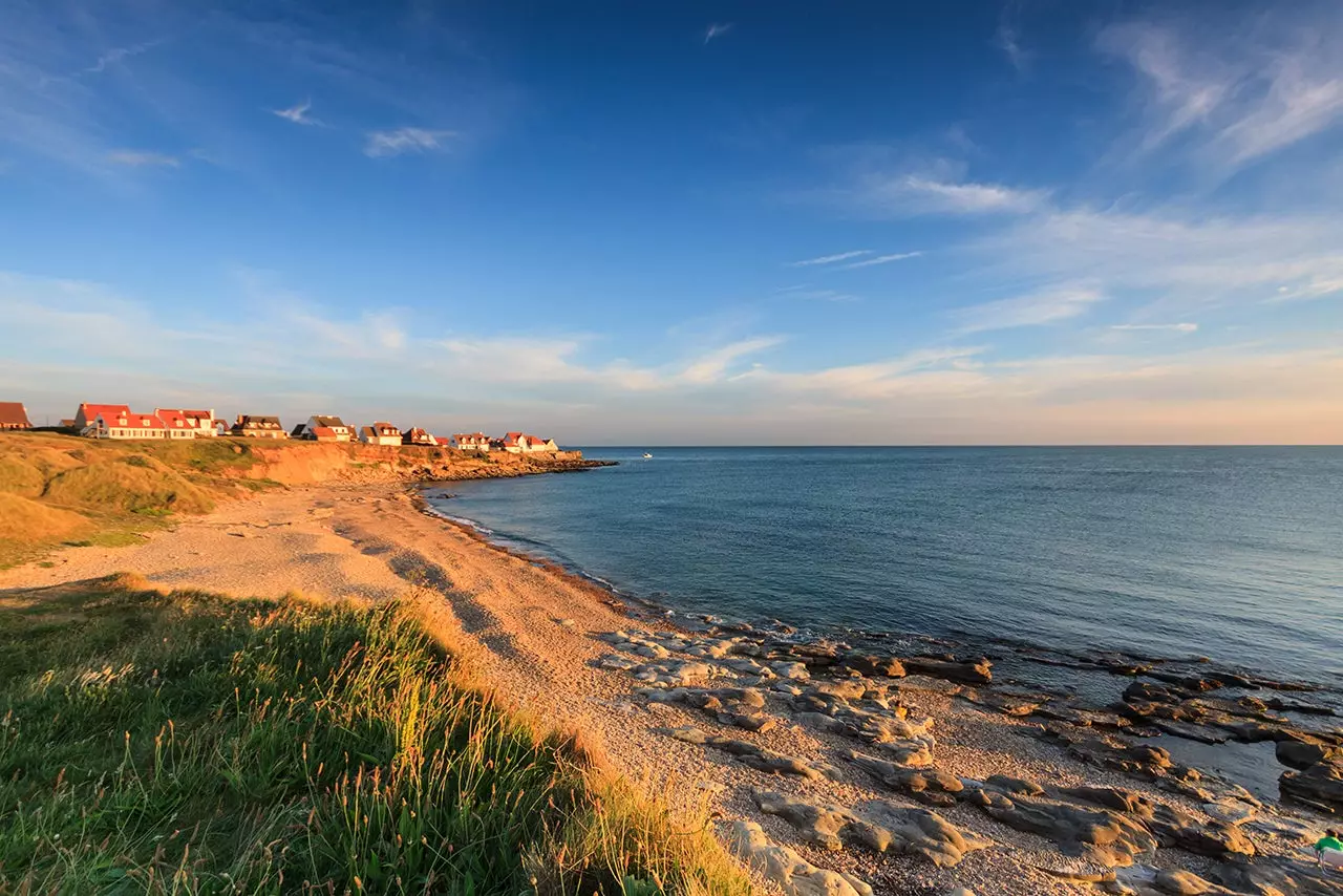 Audresselles, Pas-de-Calais-eko herri txiki bat, Frantzia. (Argazkia: Frédéric Collin / Getty Images)