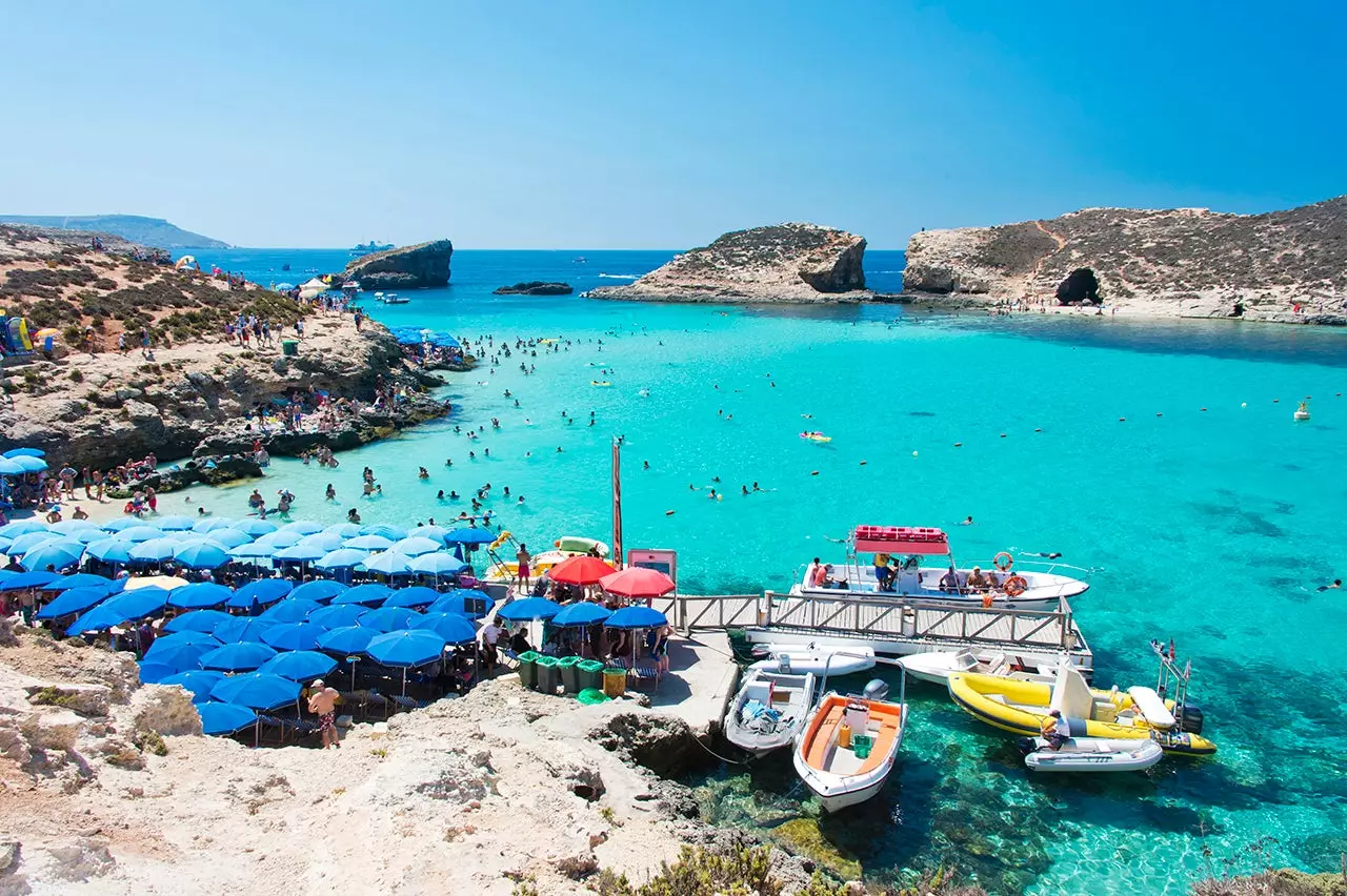 Blue Lagoon, Malta. (Chithunzi ndi Paul Biris / Getty Images)