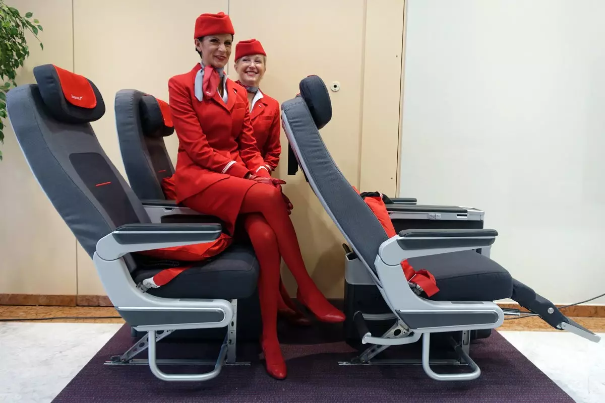 Idemo ye-Austrian Premium Economy