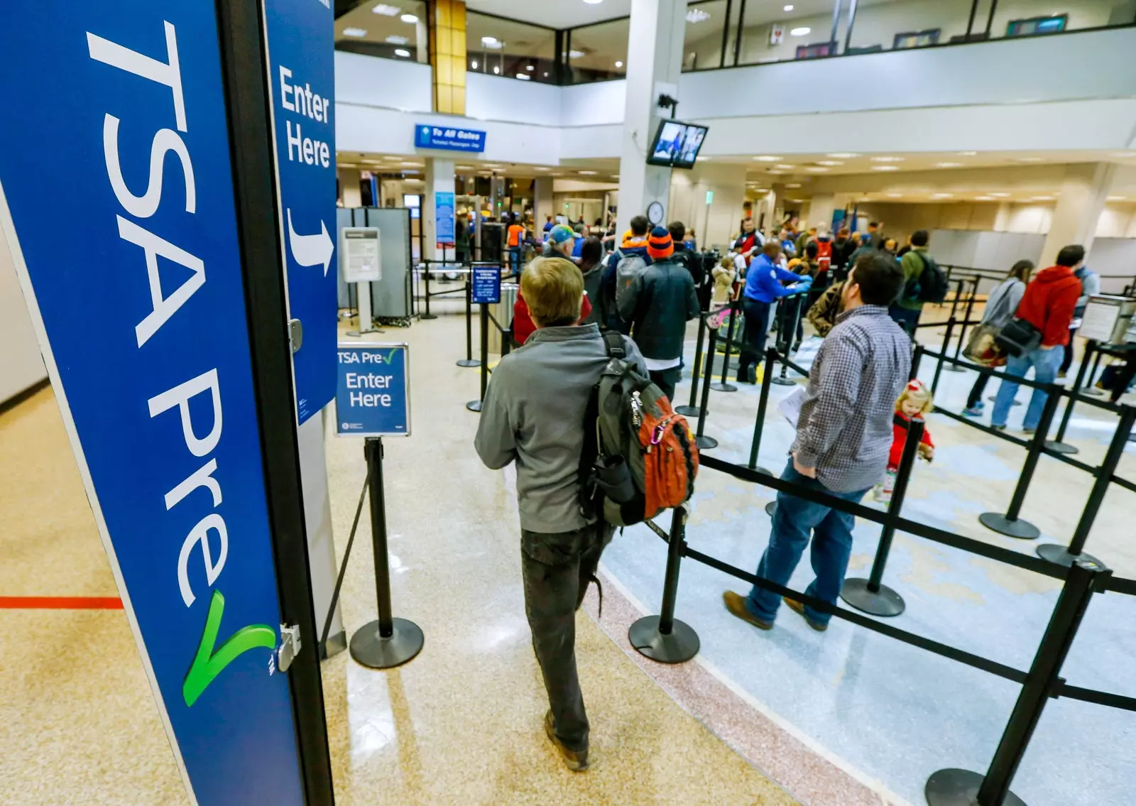 TSA PreCheck-ийн талаар юу мэдэх хэрэгтэй вэ