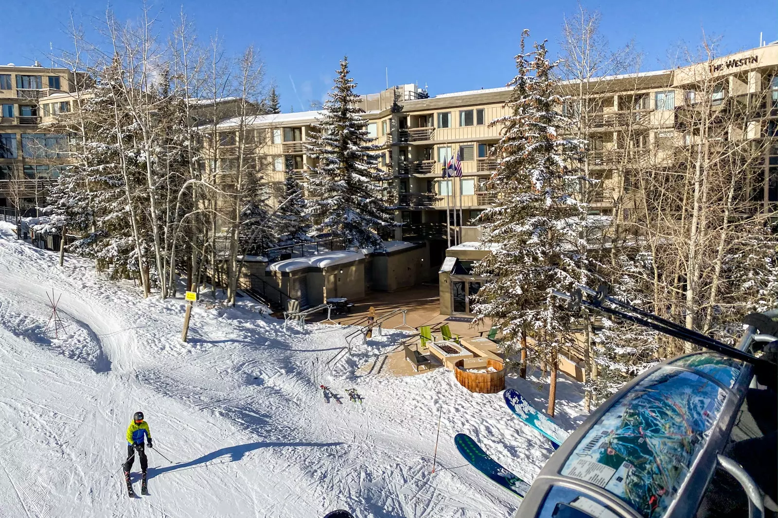 Westin Snowmass mar a fheictear ón ardaitheoir (Grianghraf le Summer Hull/The Points Guy)